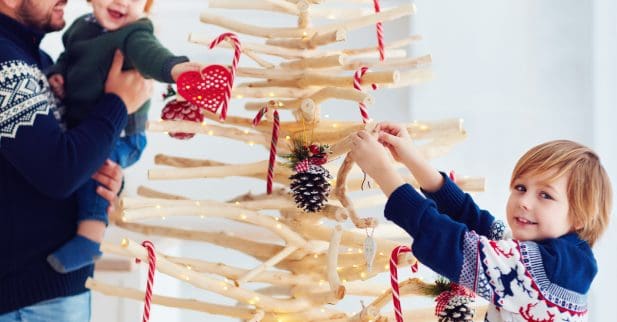How To Make A Christmas Tree With Lights And A Pole - Trim That Weed