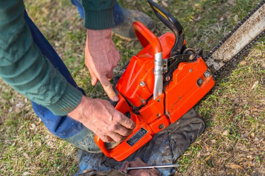 How To Start a Chainsaw: Guide & Tips - Trim That Weed
