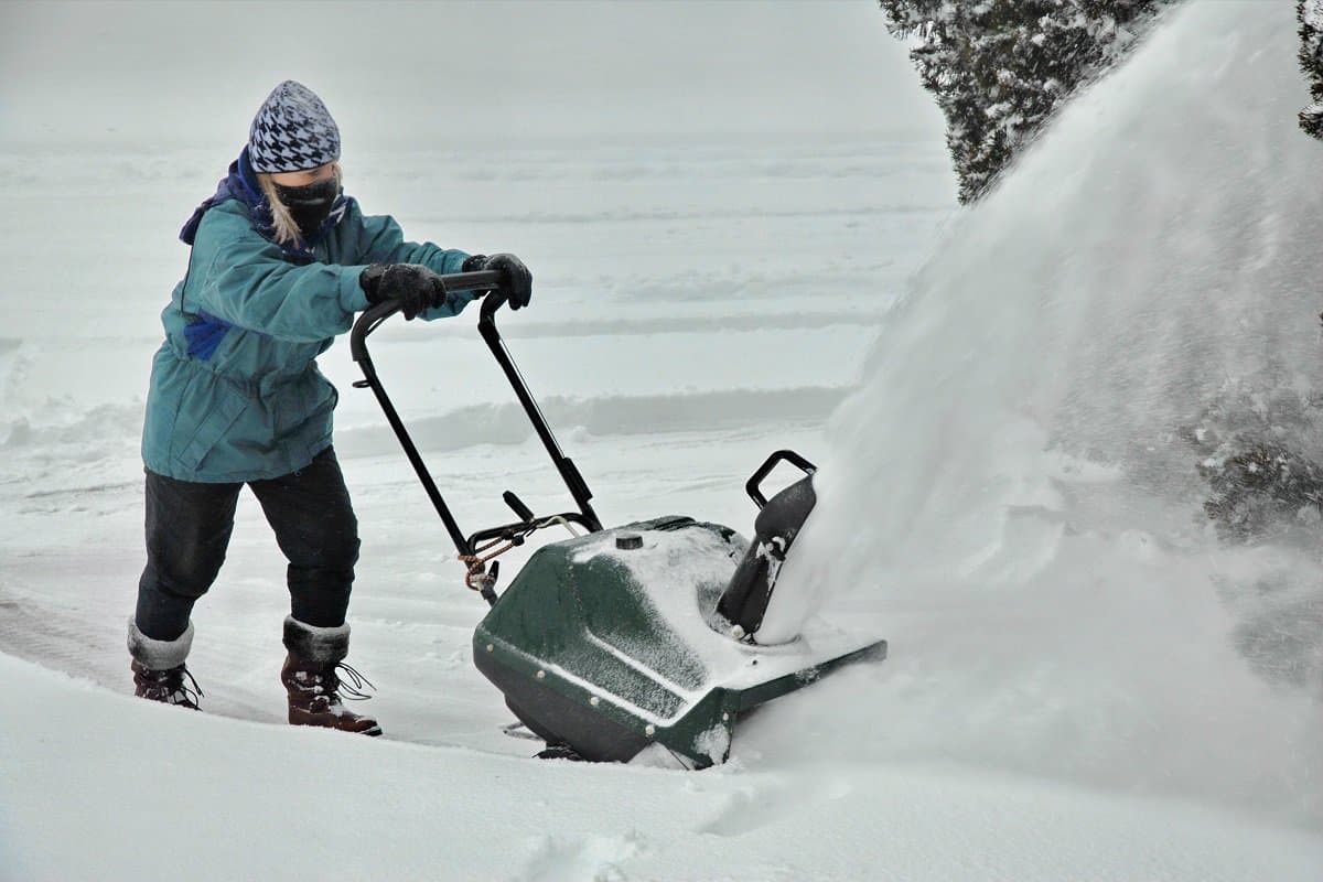 When To Replace Snowblower Paddles